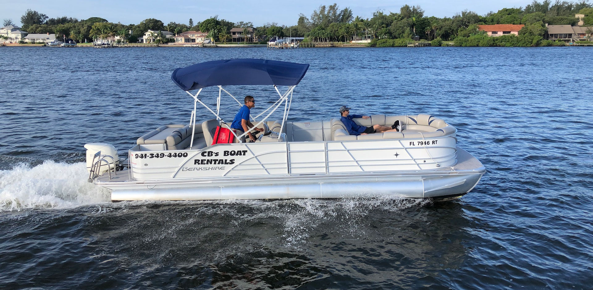 Boat Rentals | Parasail Siesta Key, FL